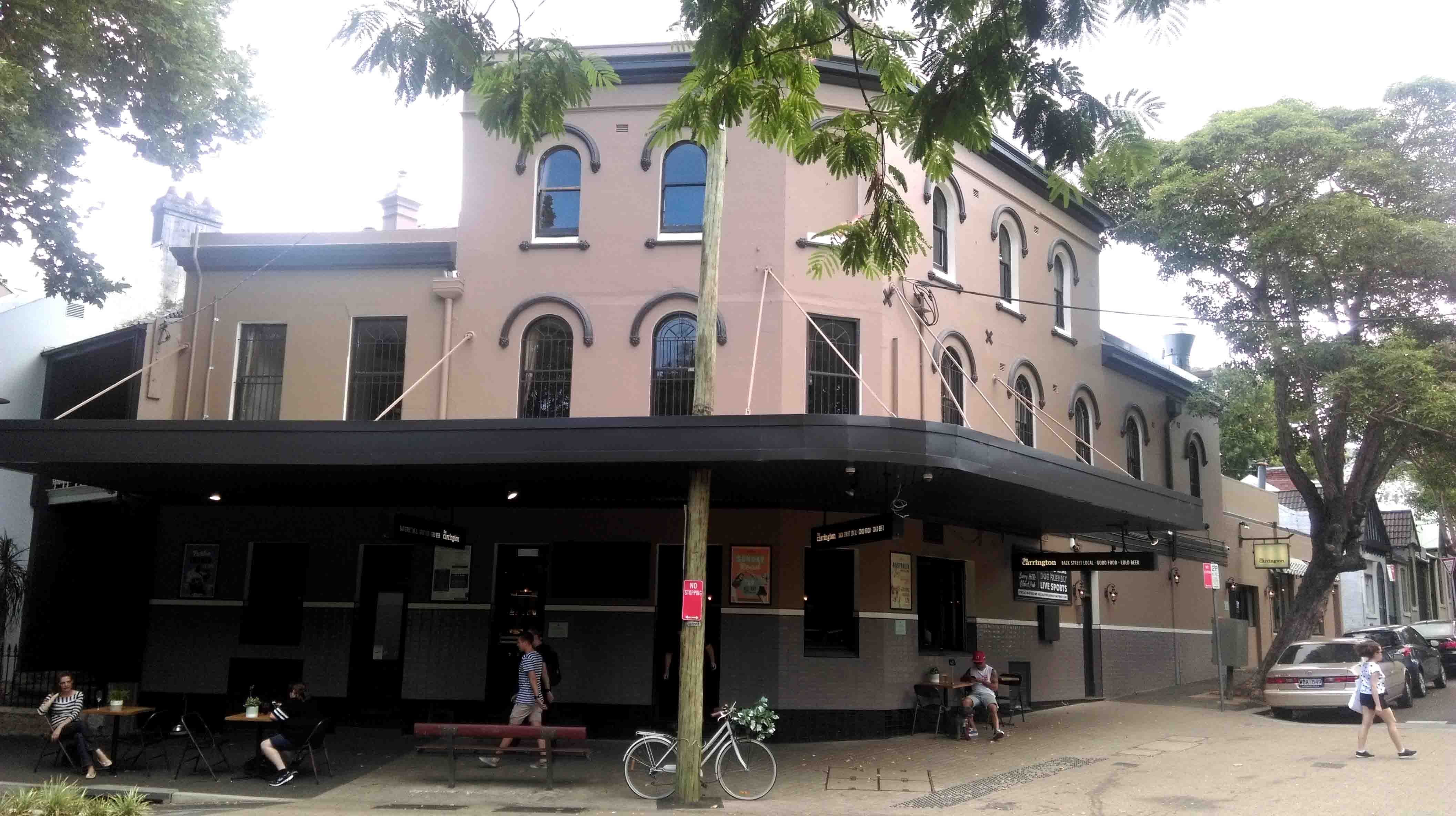 The Carrington Hotel, Surry Hills - TIME GENTS